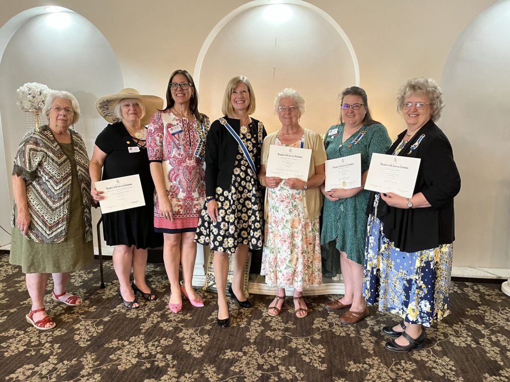 Fort Necessity Chapter of DAR receives national recognition - Herald ...